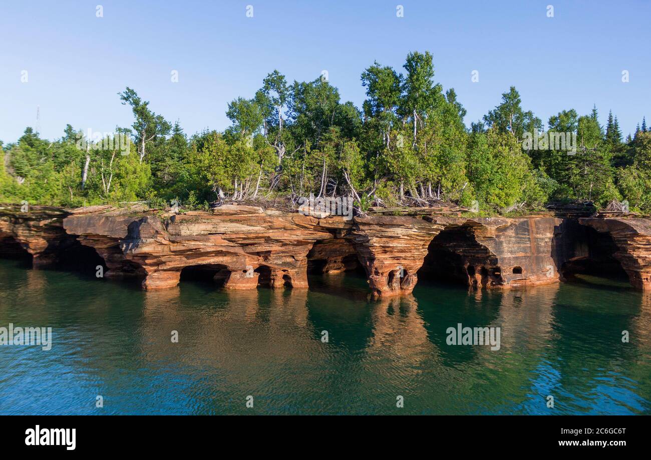 Beautiful Rock Formations and Sea Caves in the Apostle Islands National ...