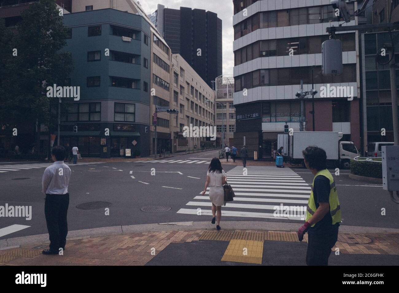 Pedestrian crossing, city of Tokyo Japan Stock Photo - Alamy