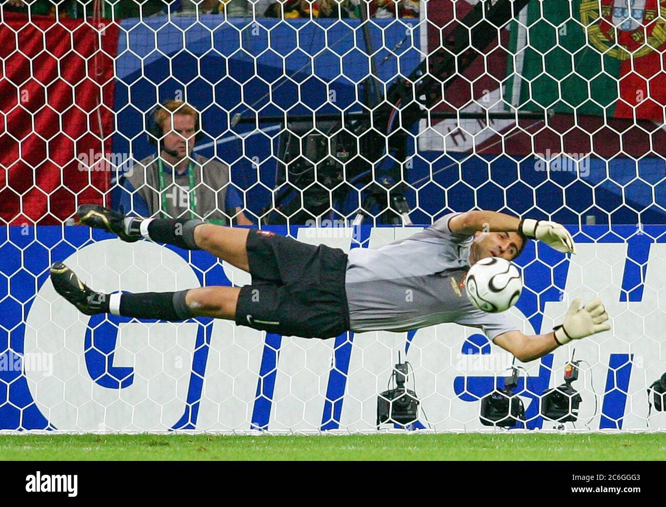 Goalkeeper making a save Stock Photo - Alamy
