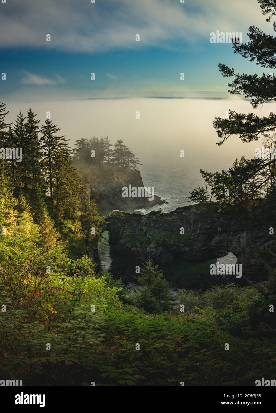 Southern oregon coast hi-res stock photography and images - Alamy