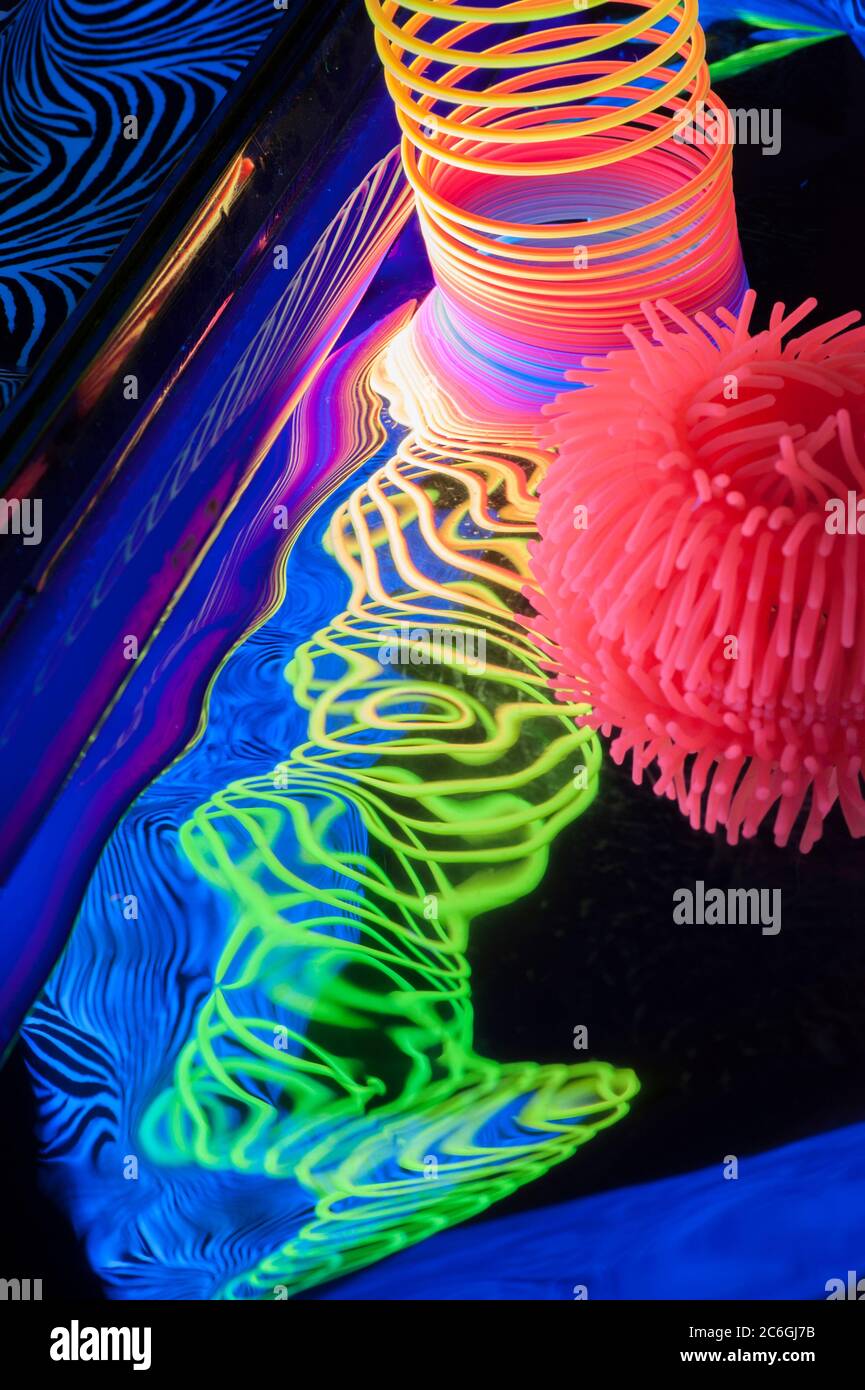 Wave circular motion hi-res stock photography and images - Alamy