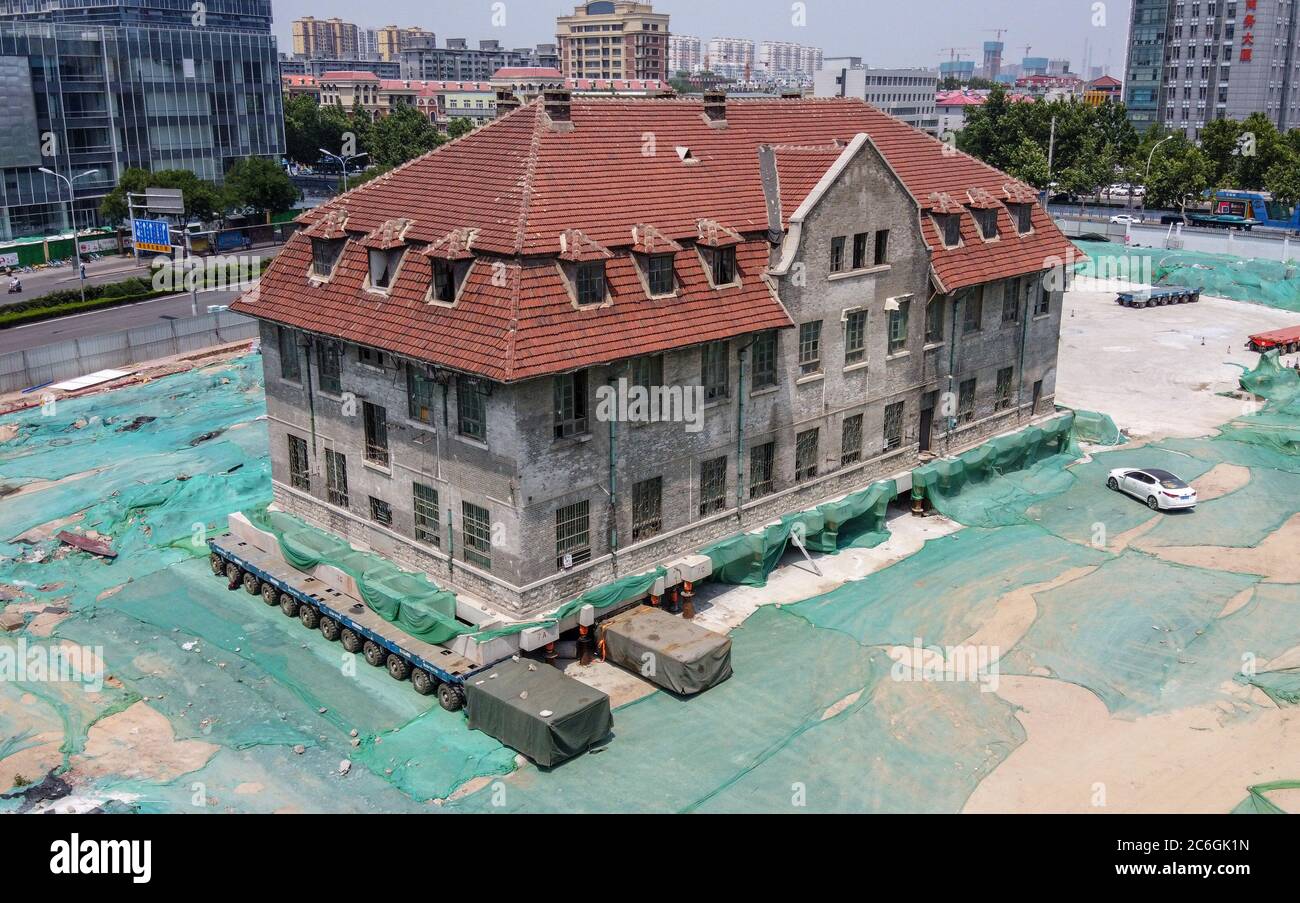 Nun house hi-res stock photography and images - Alamy