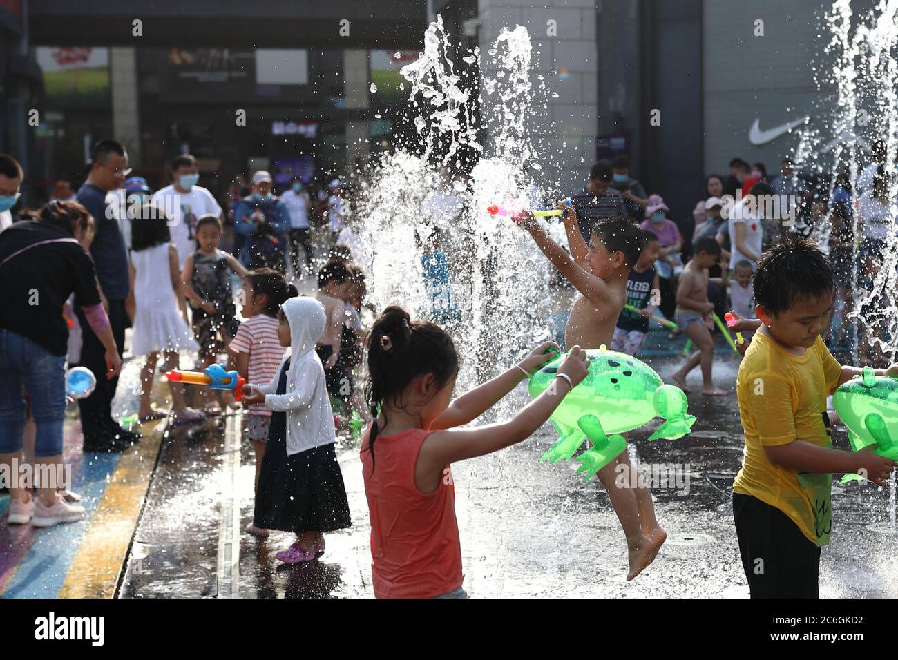 Scorching heat hi-res stock photography and images - Alamy