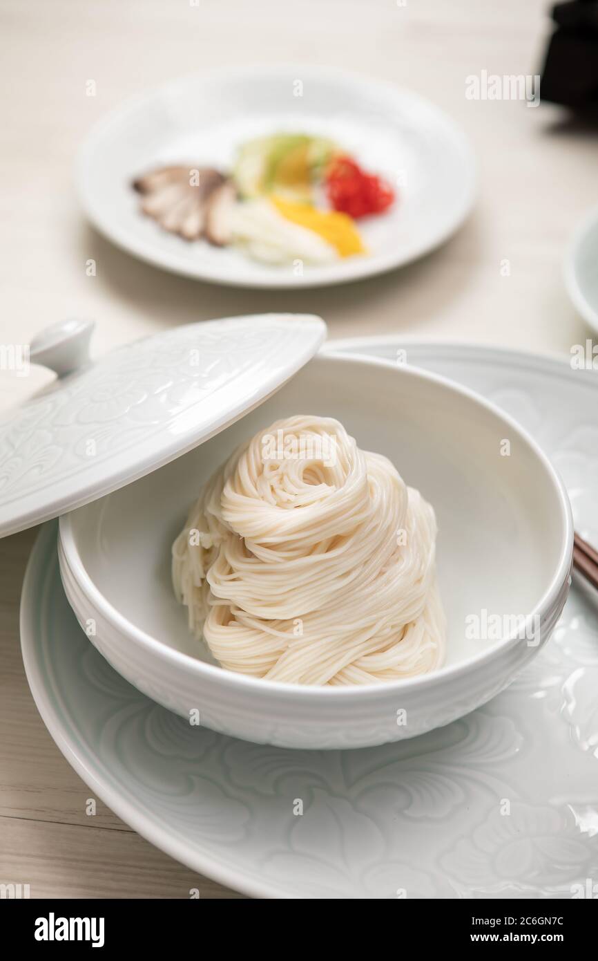 Noodle table hi-res stock photography and images - Alamy