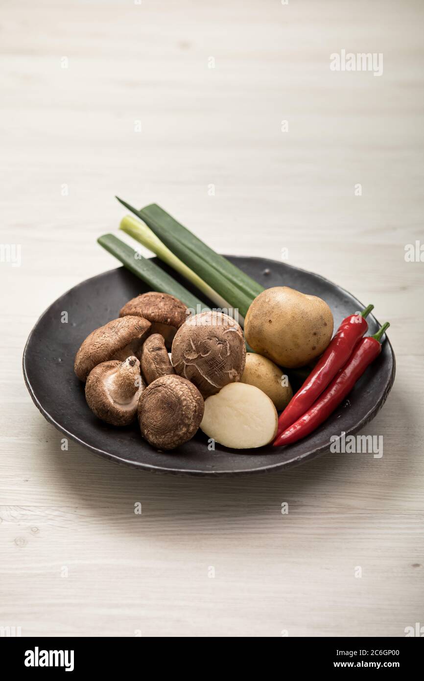 ingrediens for korean noodles Stock Photo - Alamy