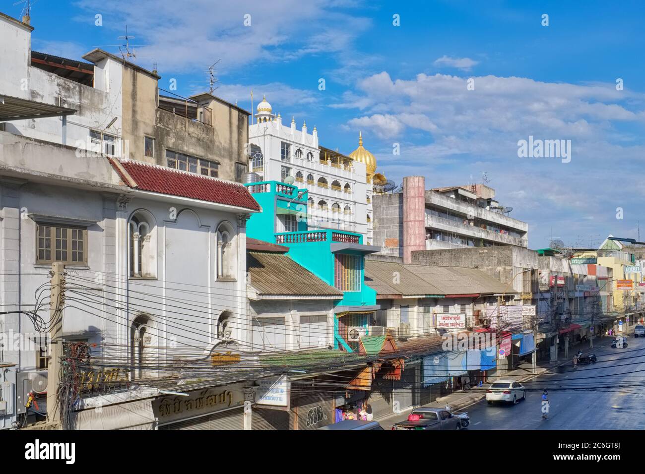 View over Phahurat (Pahurat) Road in the 'Indian quarter' Phahurat ...
