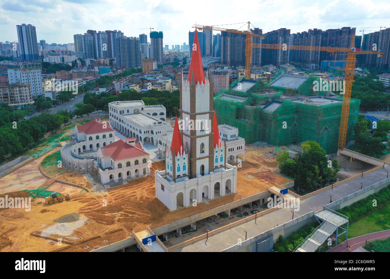 Recently, a gothic style church located in Tingzi dock along Yongjiang ...