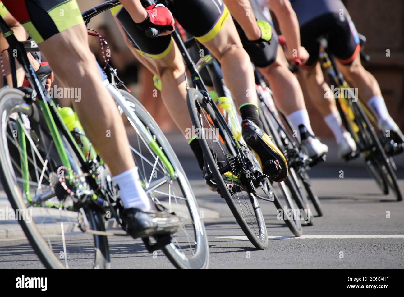 Dynamic race bend hi-res stock photography and images - Alamy