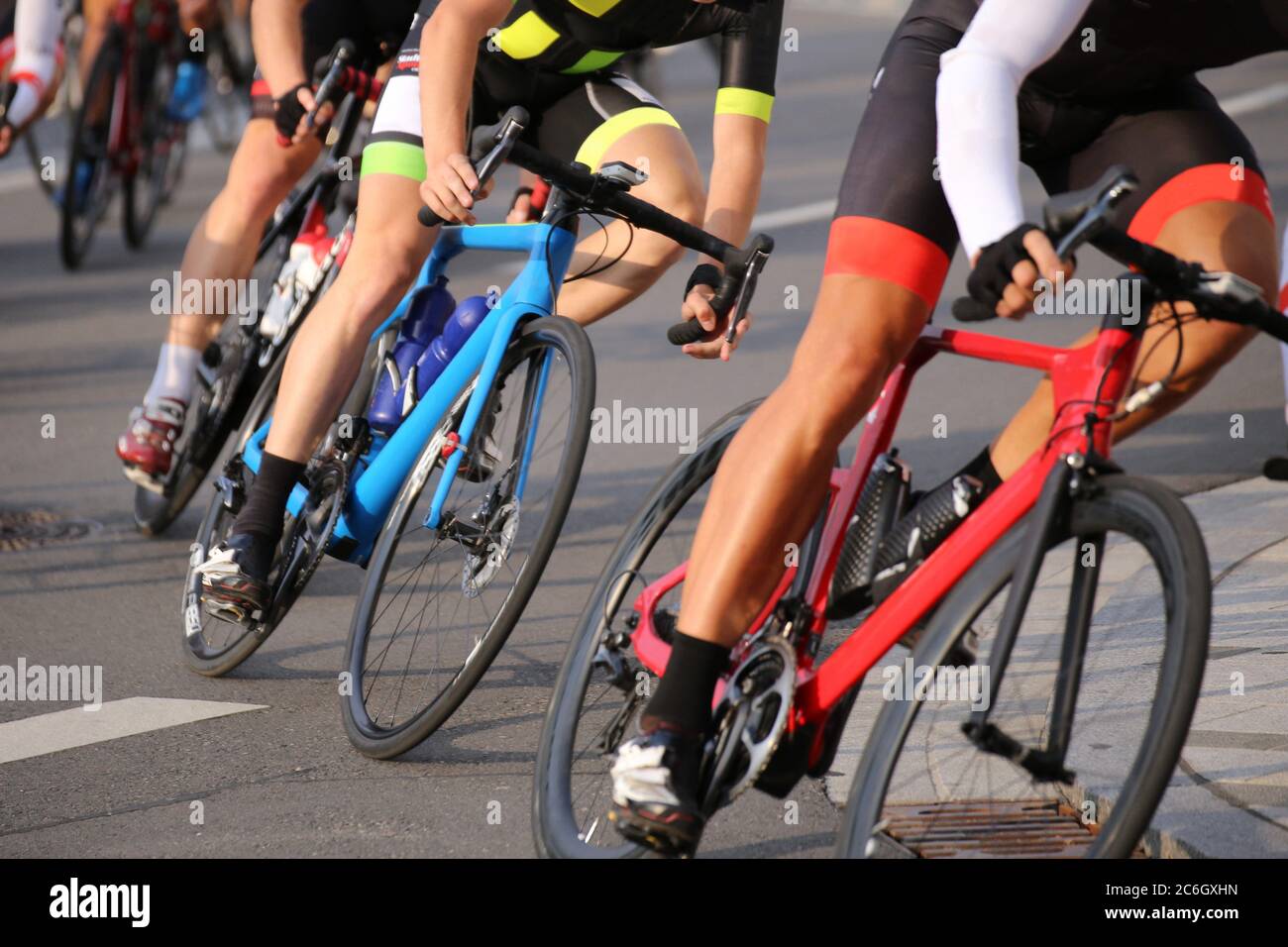 Dynamic race bend hi-res stock photography and images - Alamy