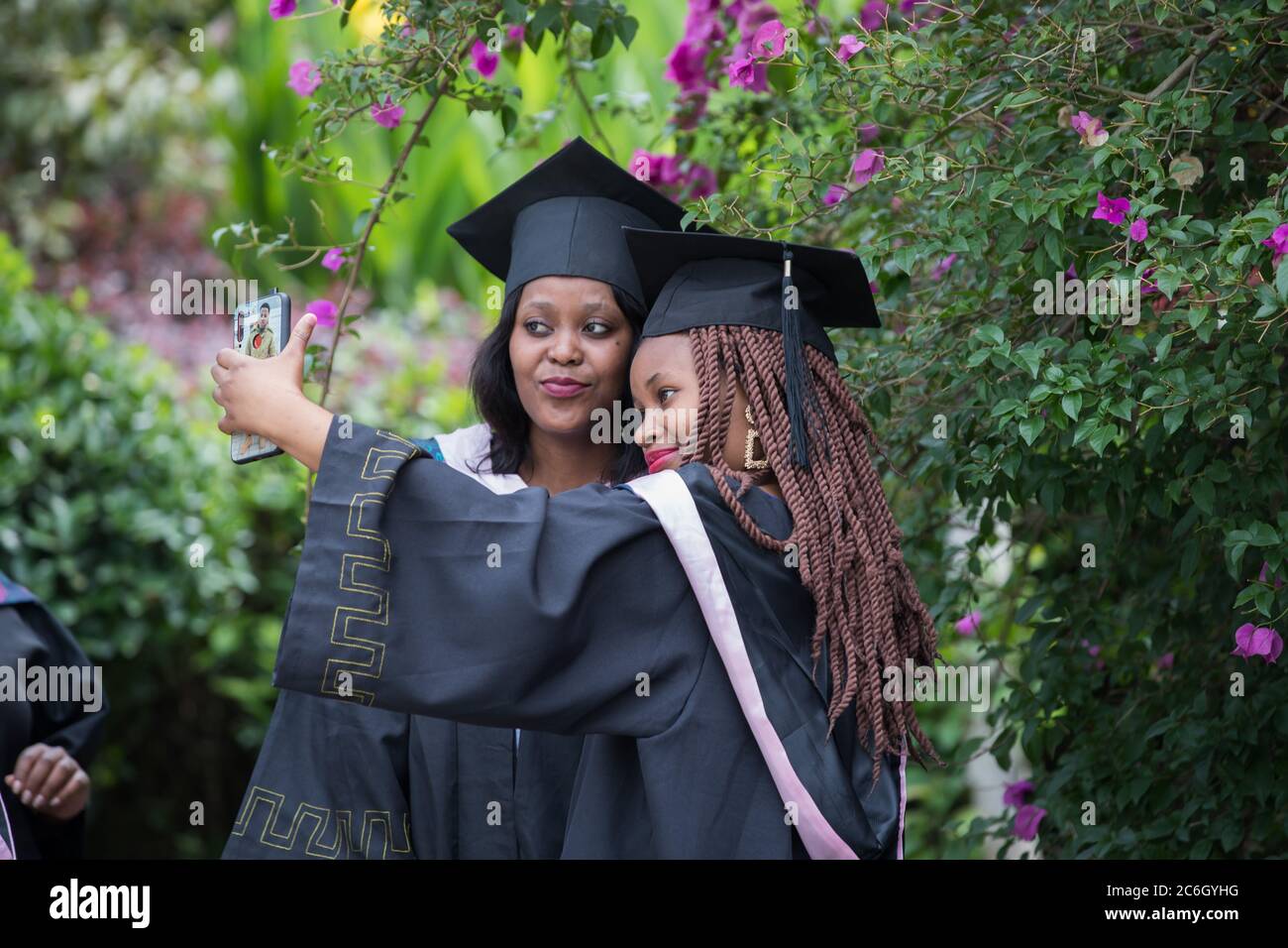 South African students pose for graduation photos at the Chongqing ...