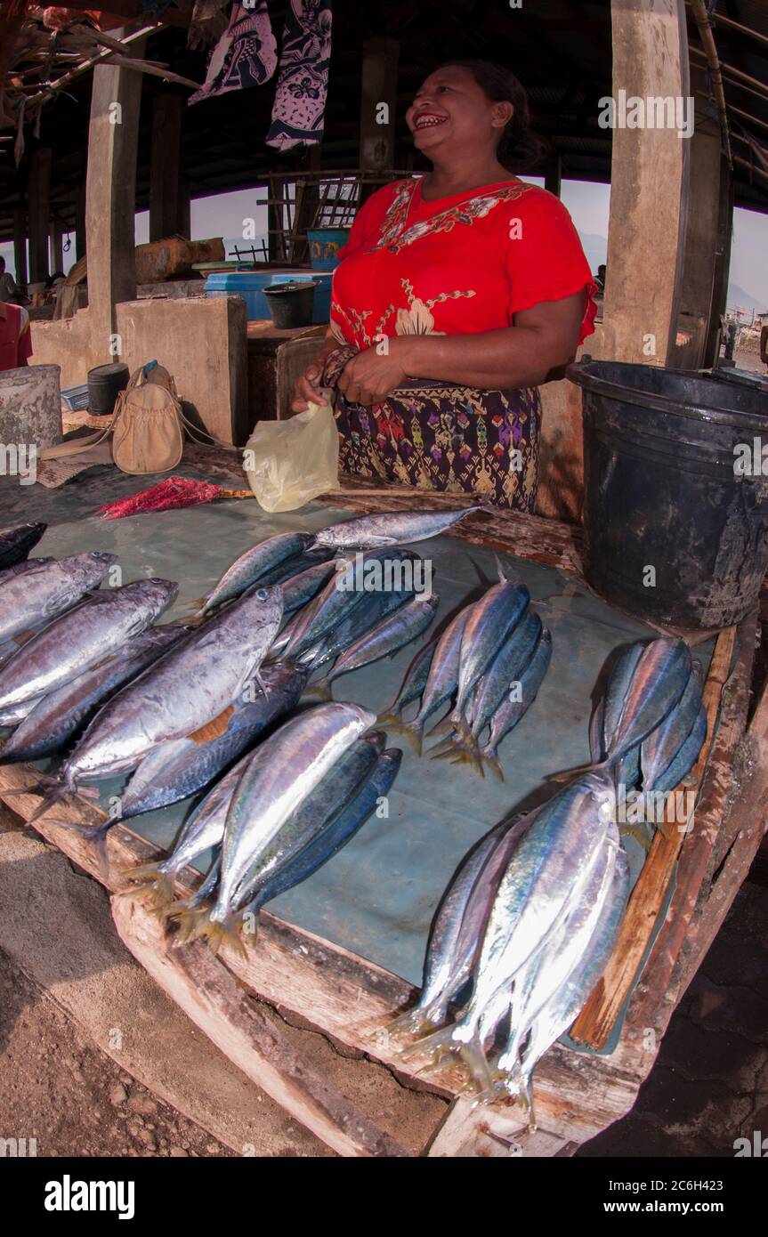 Kalabahi market hi-res stock photography and images - Alamy