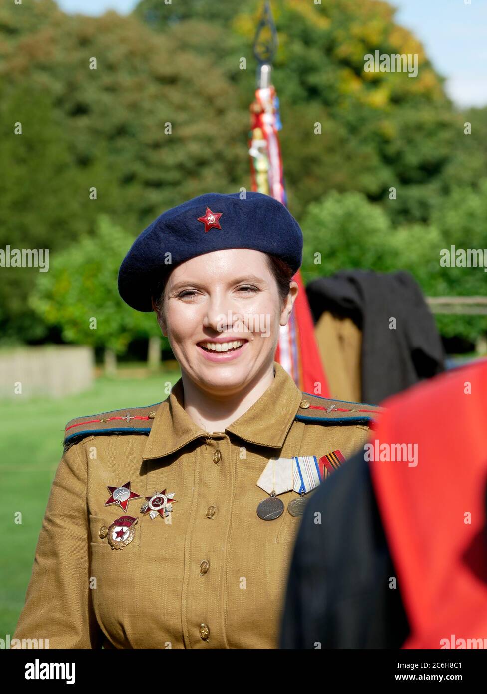 Ww2 girl uniform uk hi-res stock photography and images - Alamy