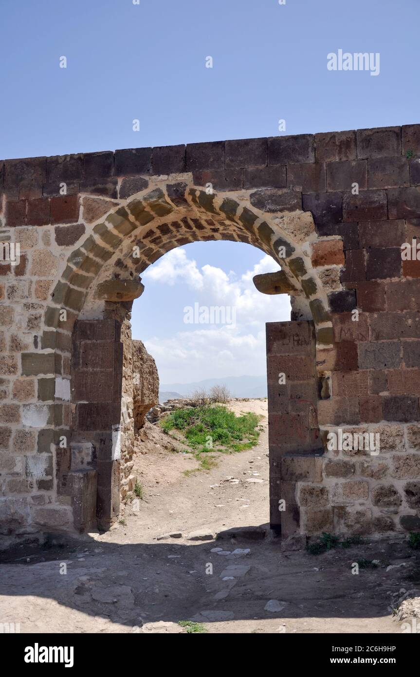 Fortress van van citadel stone hi-res stock photography and images - Alamy