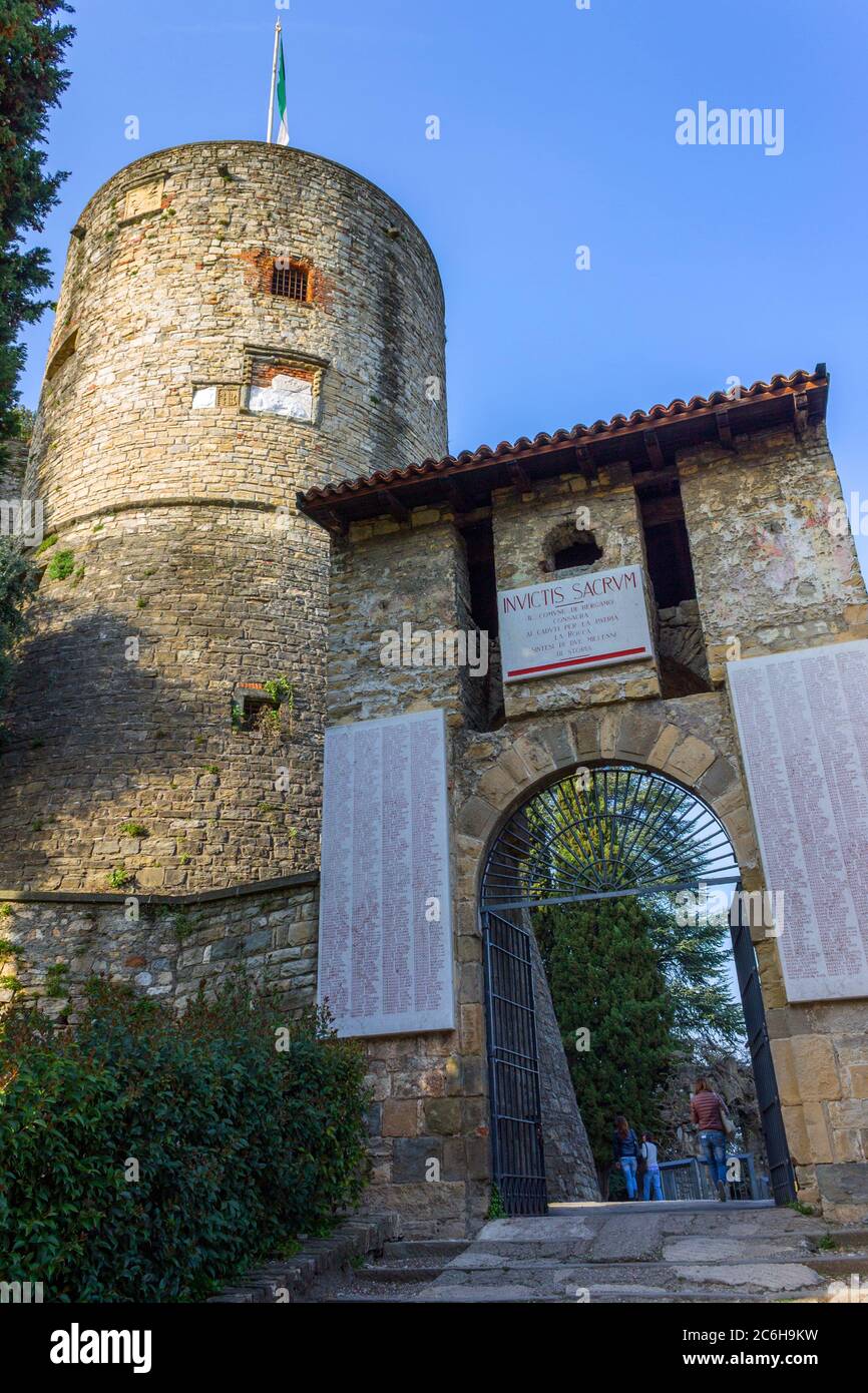 La rocca tower hi-res stock photography and images - Alamy