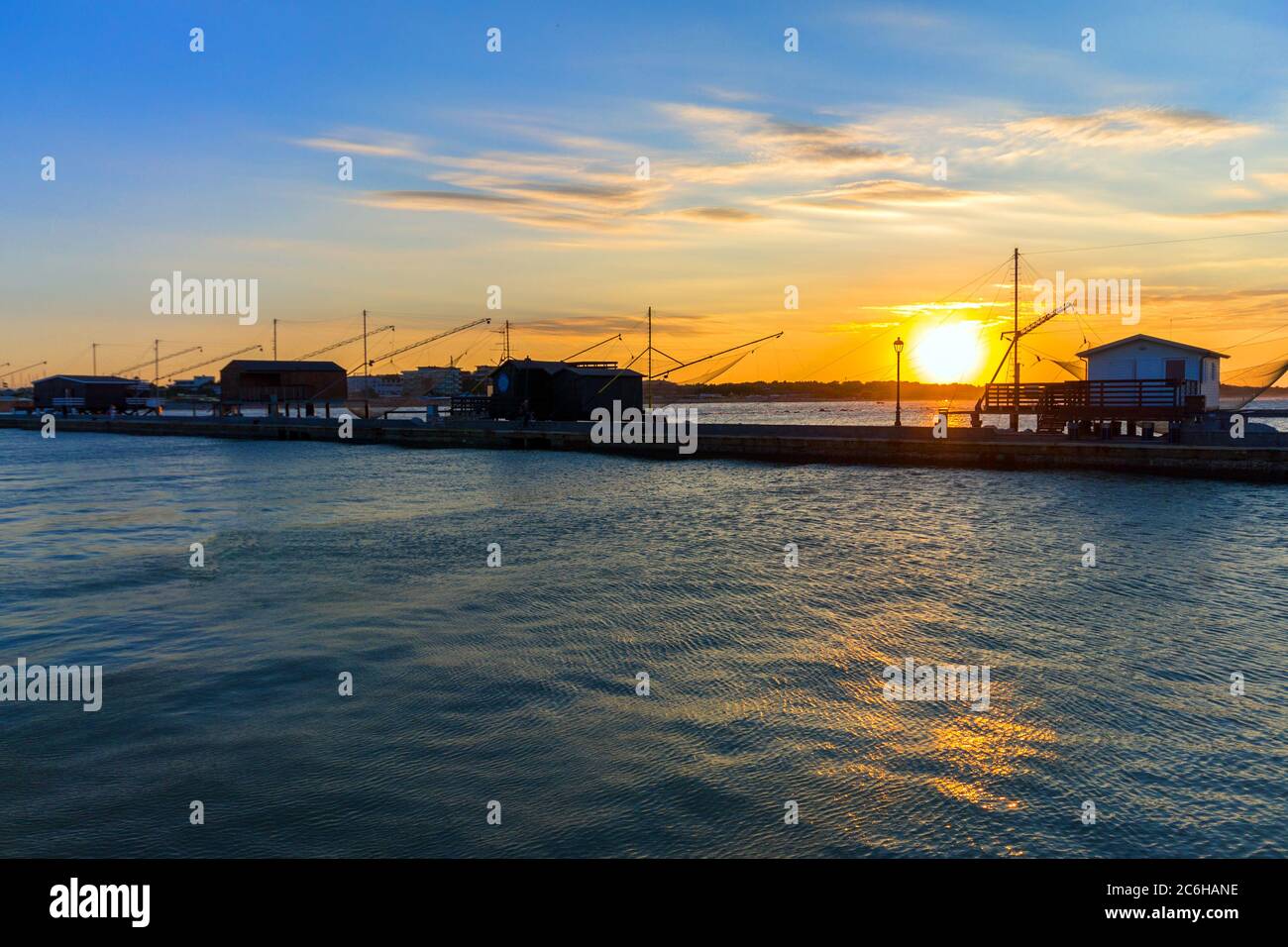 Stilt piers hi-res stock photography and images - Alamy