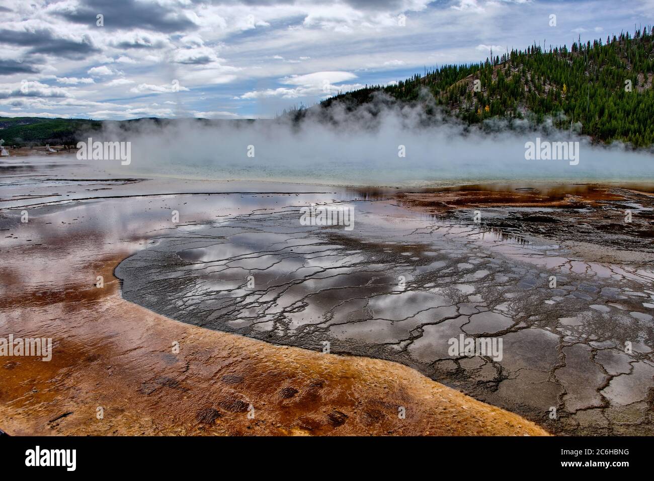 Grand Prismatic Pool at Yellowstone National Park Stock Photo - Alamy