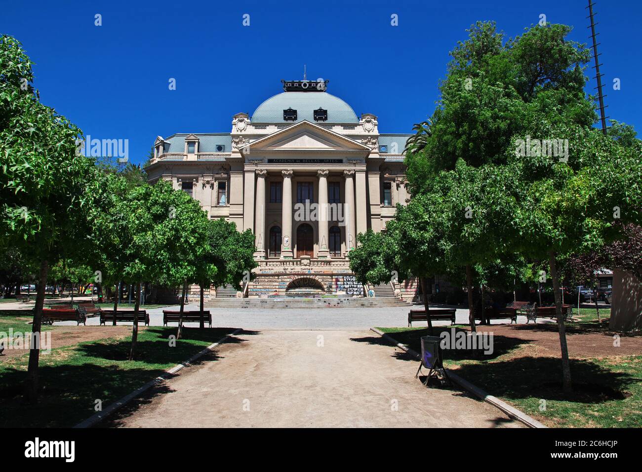 Santiago chile fine arts museum hi-res stock photography and images - Alamy