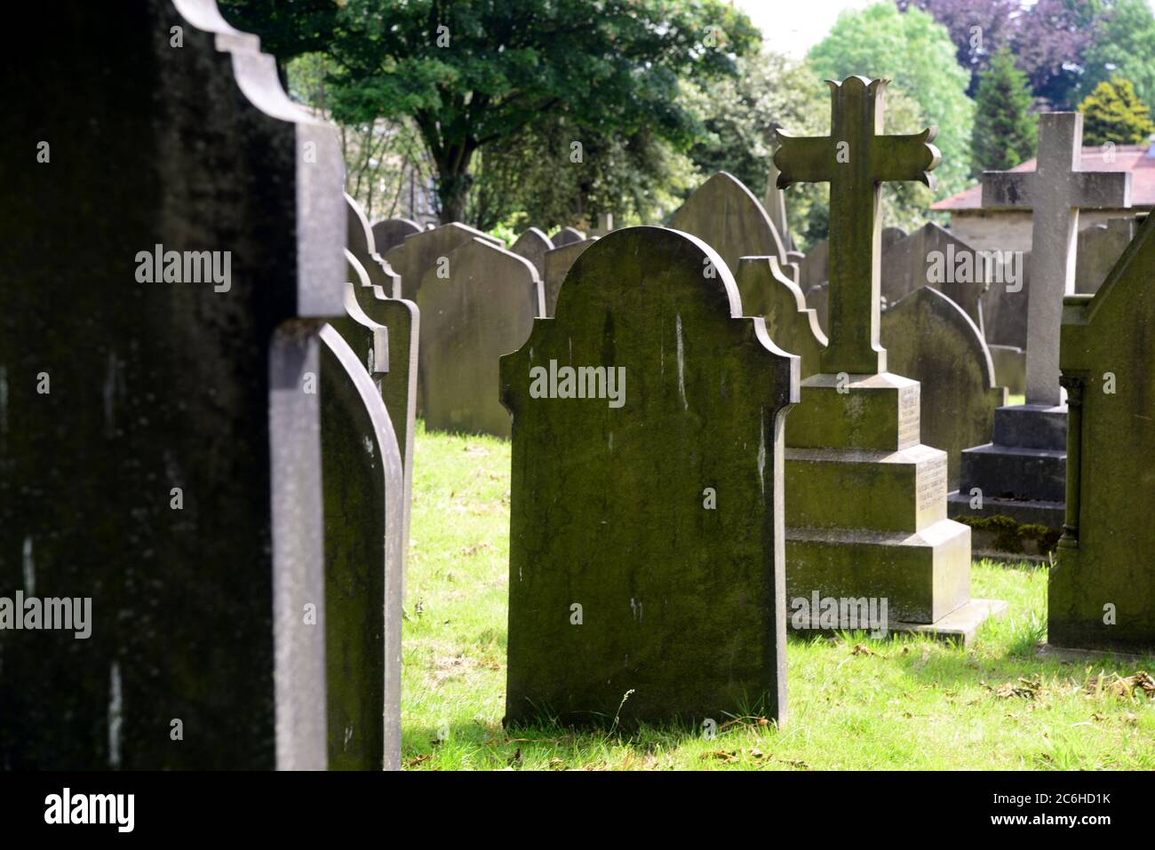 Grassed over graves hi-res stock photography and images - Alamy