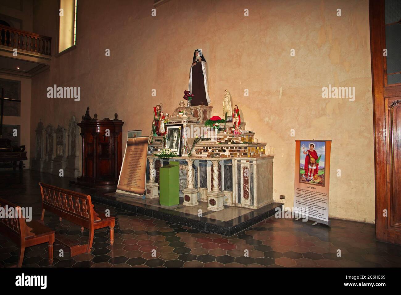 Iglesia de San Agustin, Chuch in Santiago, Chile Stock Photo - Alamy