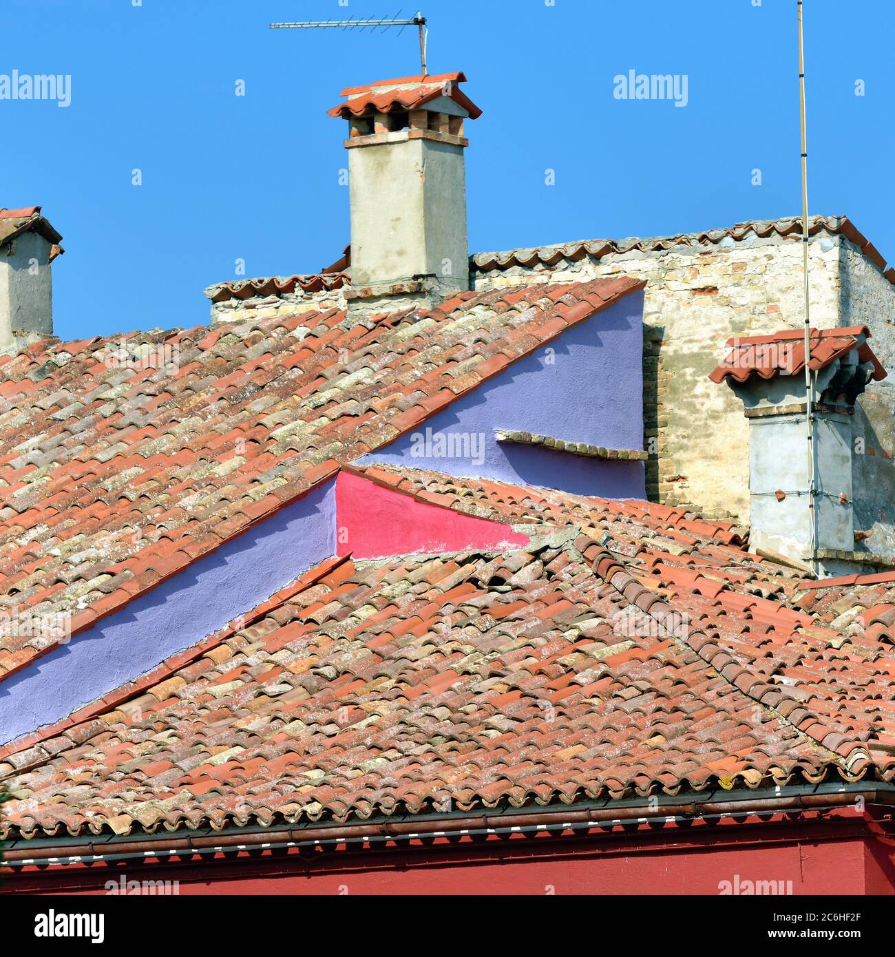 Traditional italian chimneys hi-res stock photography and images - Alamy