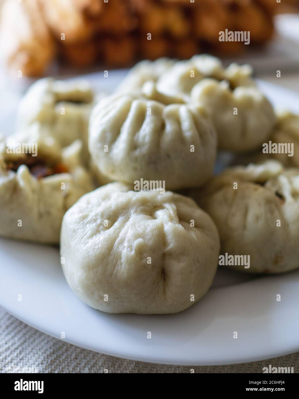 Steamed chinese xiaolongbao buns hi-res stock photography and images ...