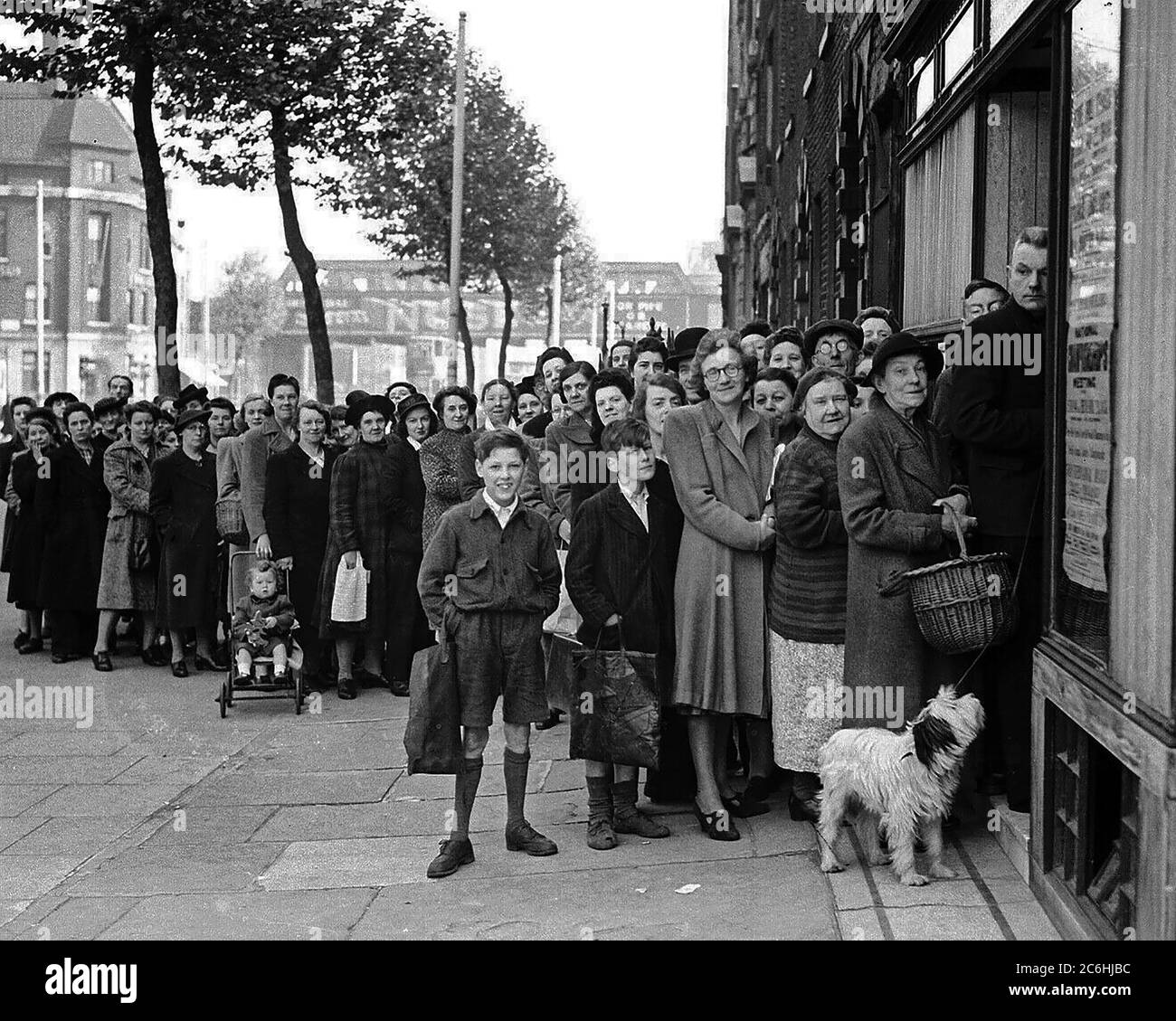 bread queue,London, 1940's rationing Stock Photo - Alamy