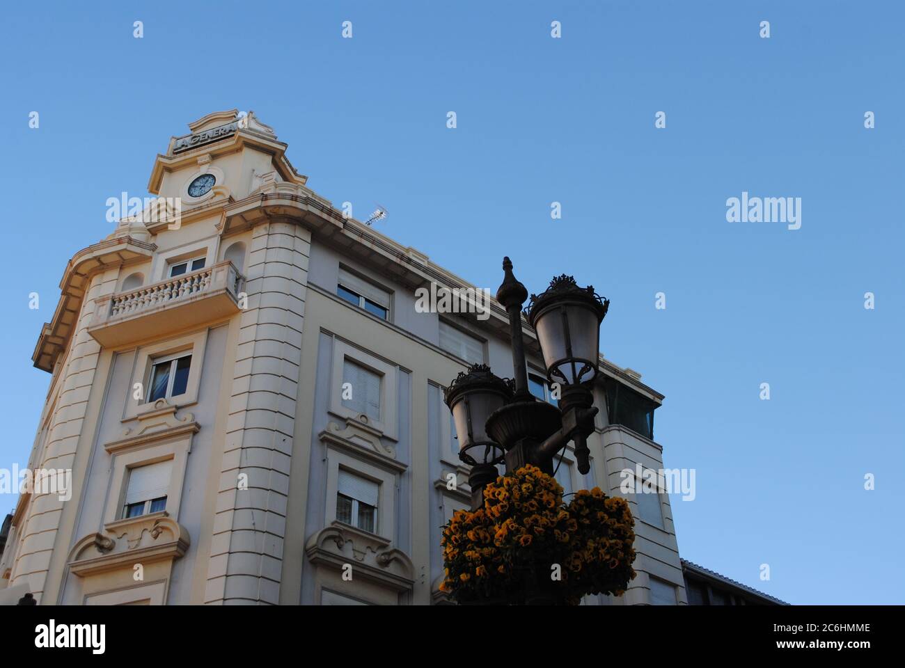 Travelling Andalucia, discoverign the beautiful cities of Seville ...