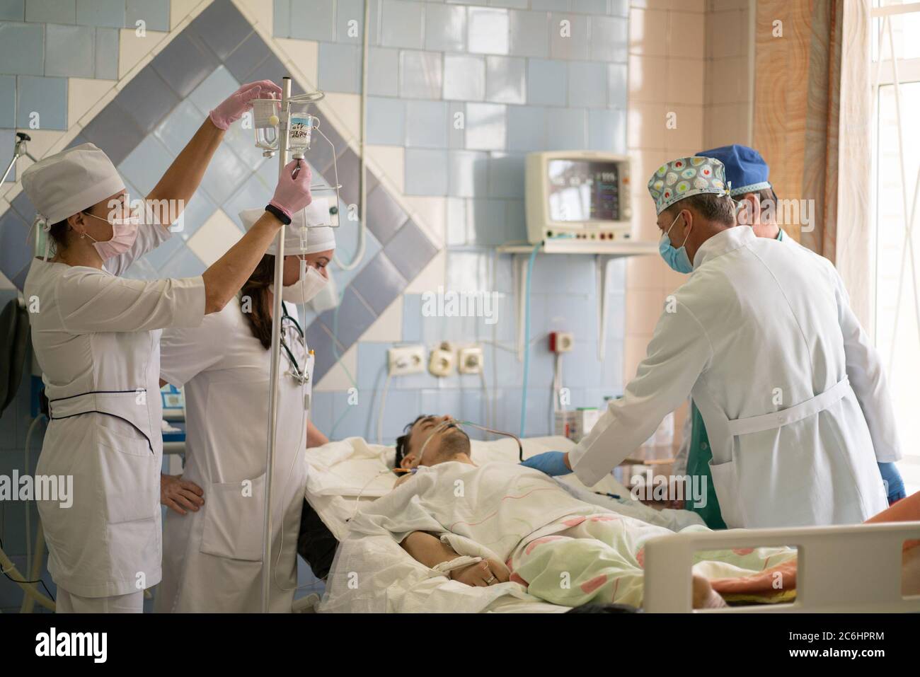 Resuscitation ward hospital hi-res stock photography and images - Alamy