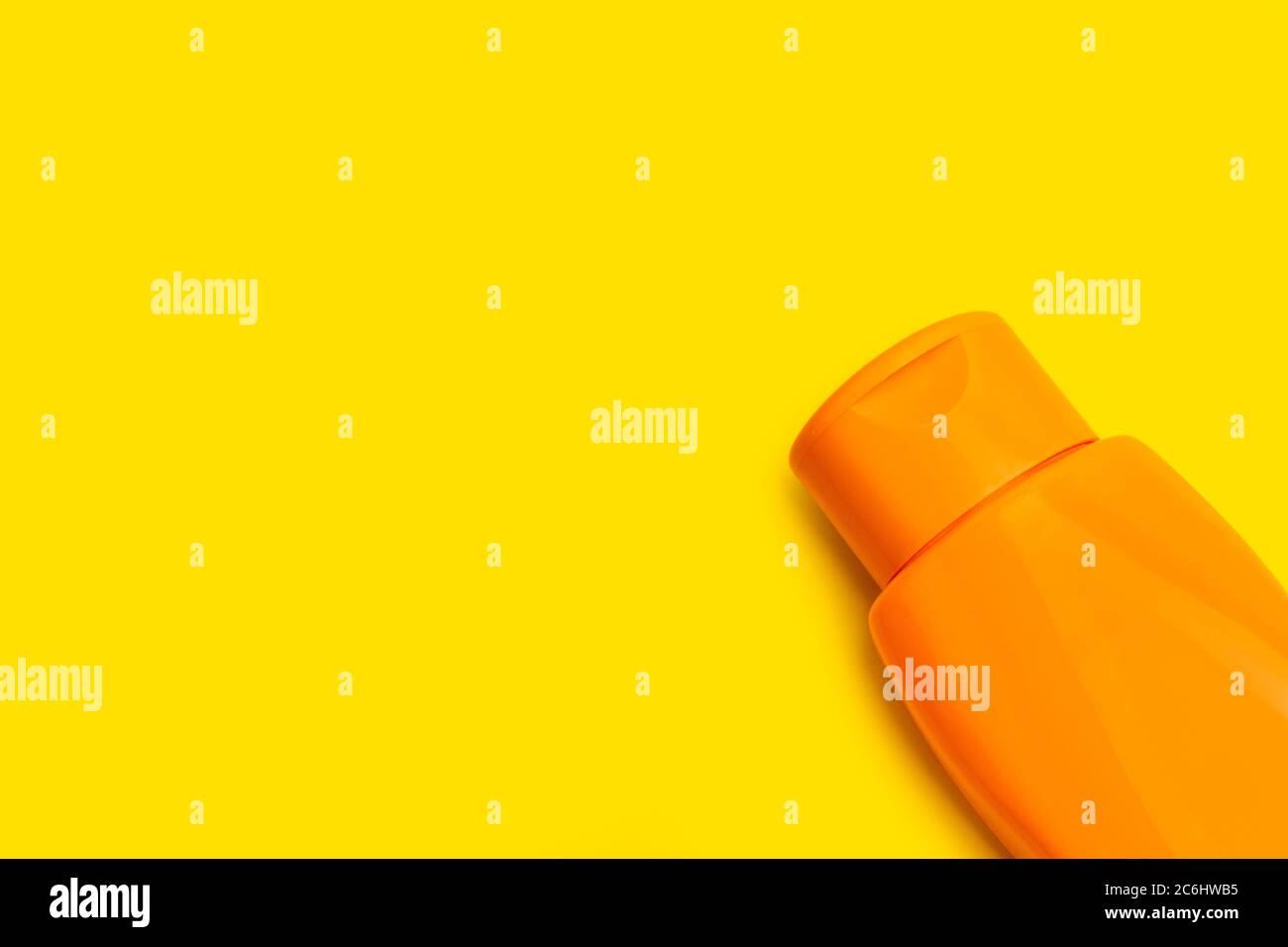 Orange sun screen bottle hi-res stock photography and images - Alamy