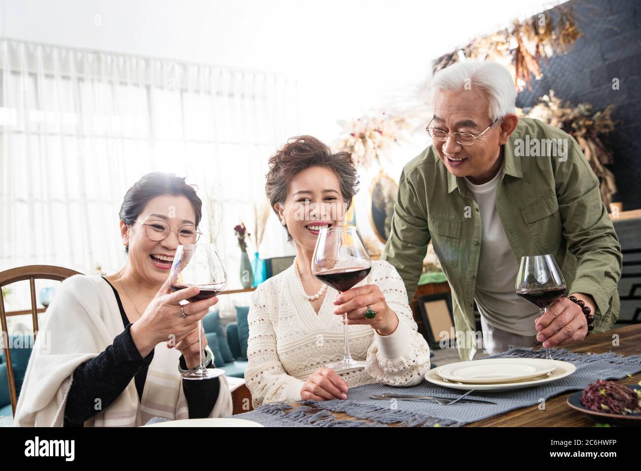Three men taste wine hi-res stock photography and images - Alamy