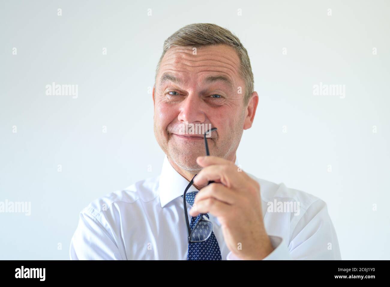 Raising eyebrows hi-res stock photography and images - Alamy