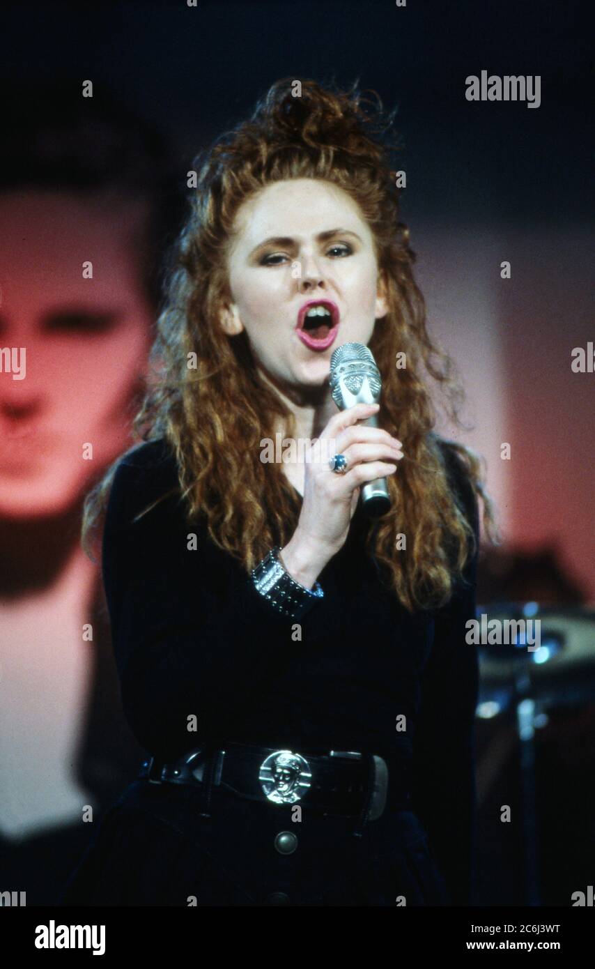 Carol decker of t'pau hi-res stock photography and images - Alamy