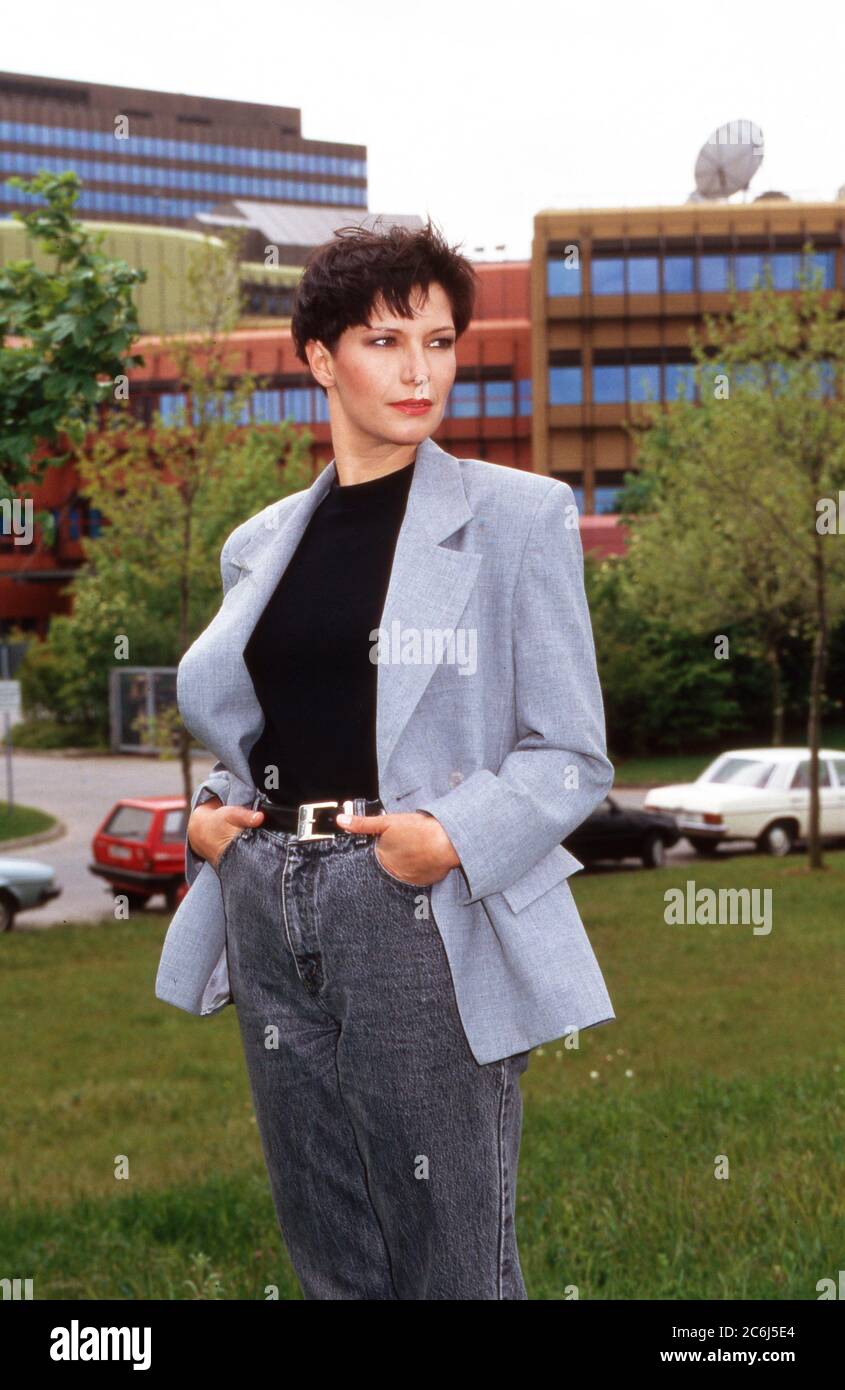 Raphaela Dell, neue Programmsprecherin beim ZDF in Mainz, Deutschland ...