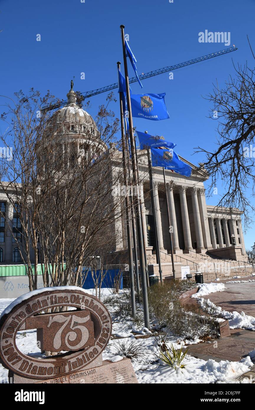 Paramount building hi-res stock photography and images - Alamy