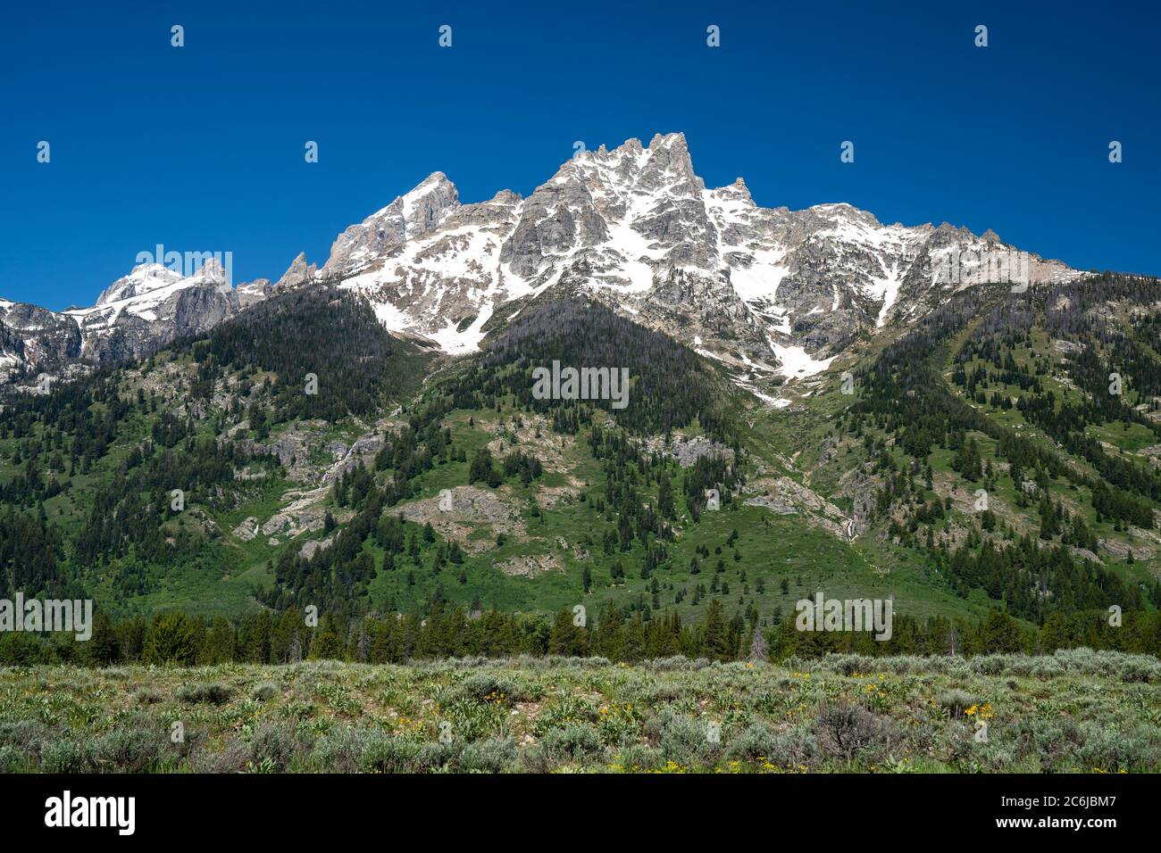 Beautiful mountain peaks of hte Tetons in Grand Teton National Park in ...