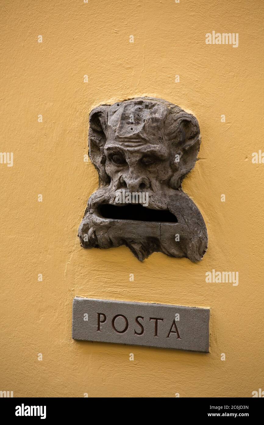 Europe mail posta hi-res stock photography and images - Alamy
