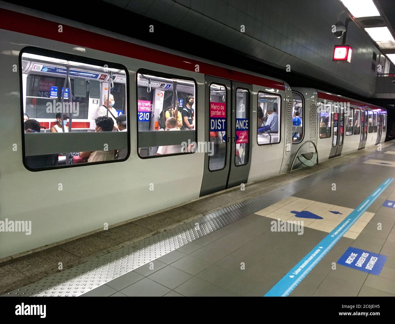 Regles hi-res stock photography and images - Alamy