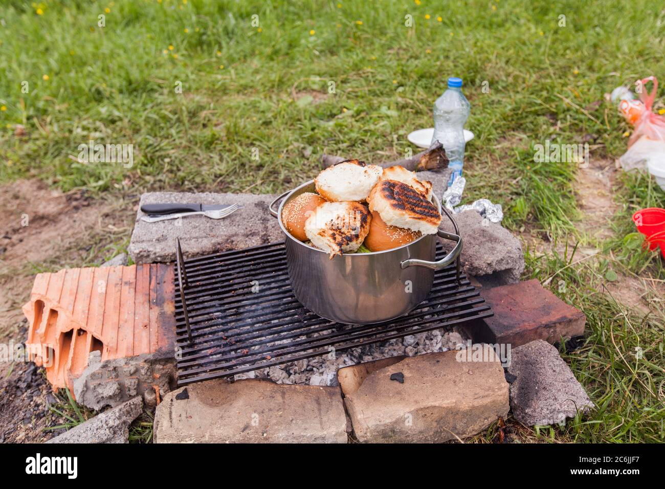 Improvised heater hi-res stock photography and images - Alamy