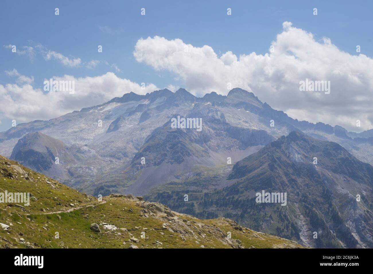 Benasque, spain hi-res stock photography and images - Alamy