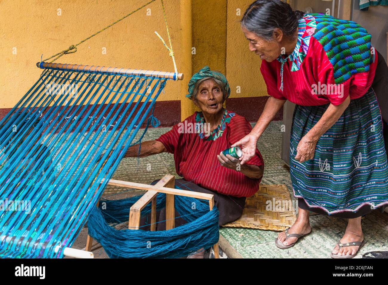 Kaqchikel maya hi-res stock photography and images - Alamy