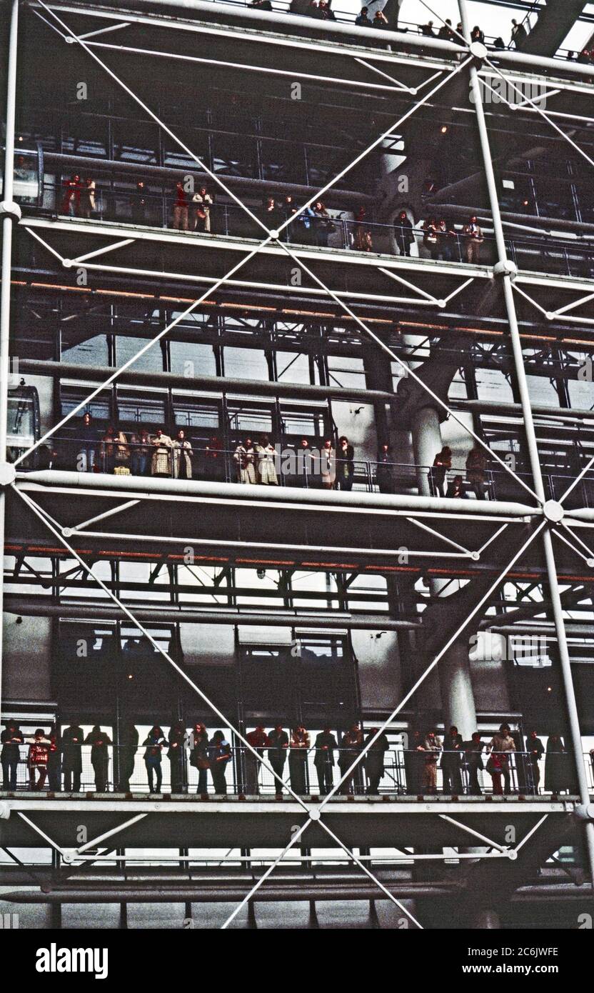 Mosern building hi-res stock photography and images - Alamy