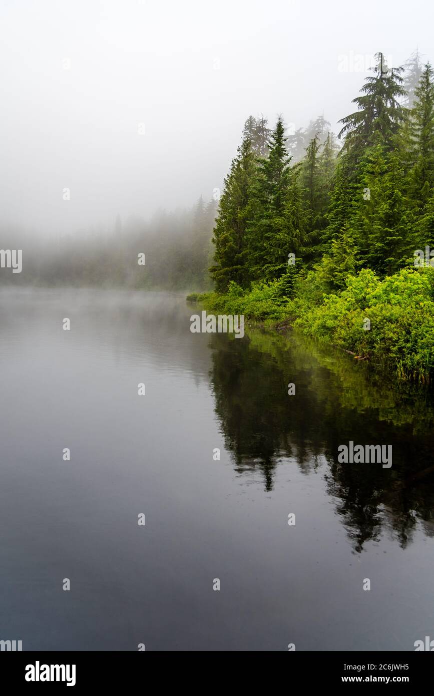 Skookum lake hi-res stock photography and images - Alamy