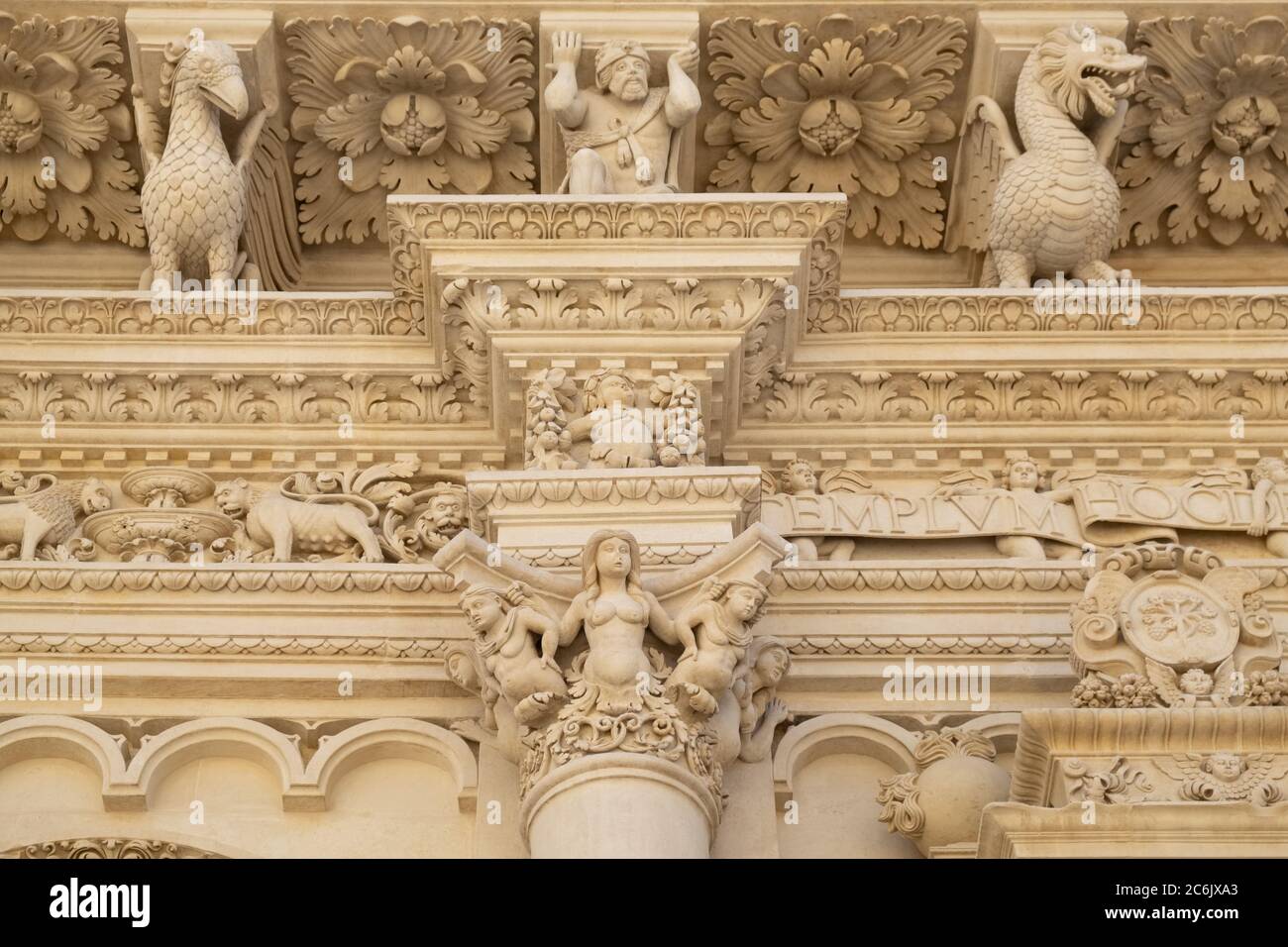 Details baroque architecture hi-res stock photography and images - Alamy