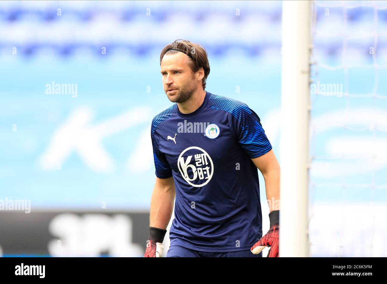 David shawcross hi-res stock photography and images - Alamy