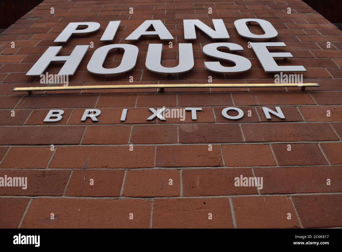Piano house contemporary workspace in brixton london Stock Photo - Alamy