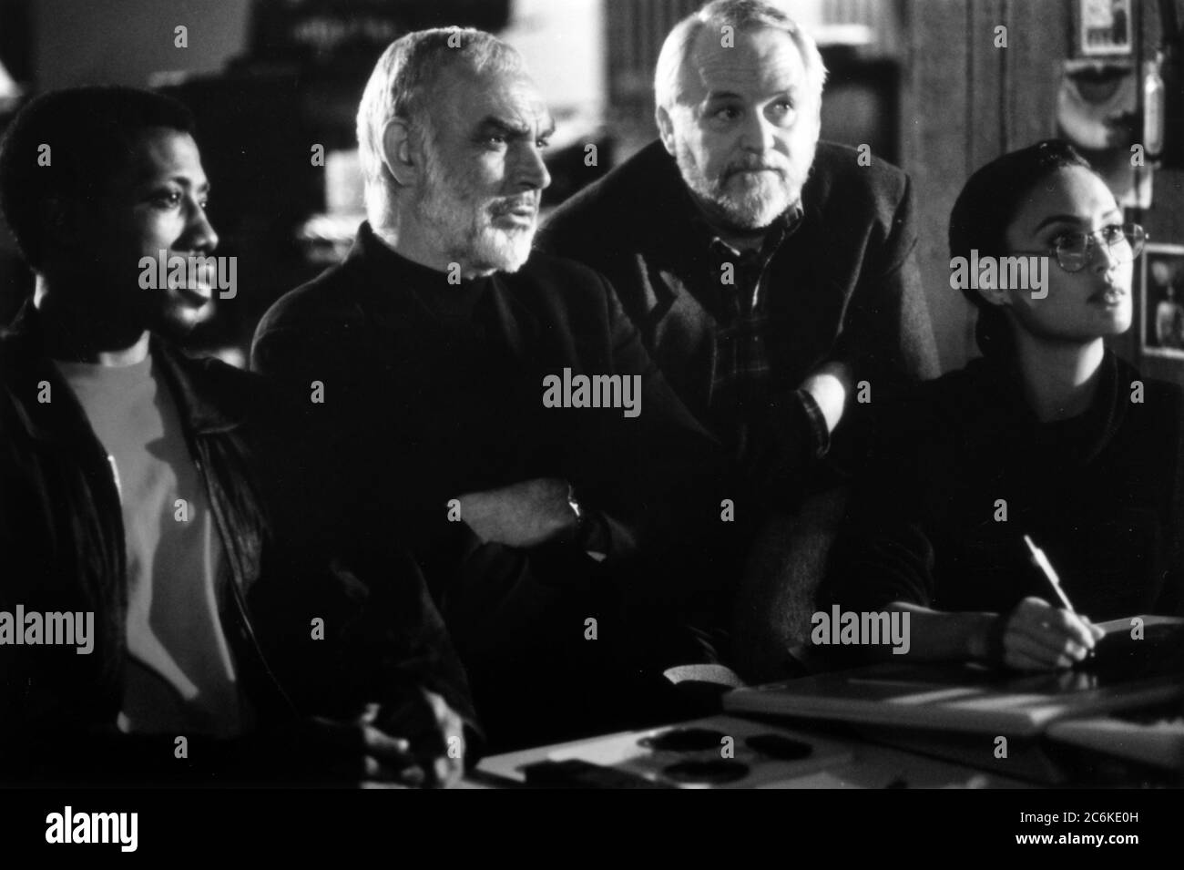 1993 film title rising sun hi-res stock photography and images - Alamy