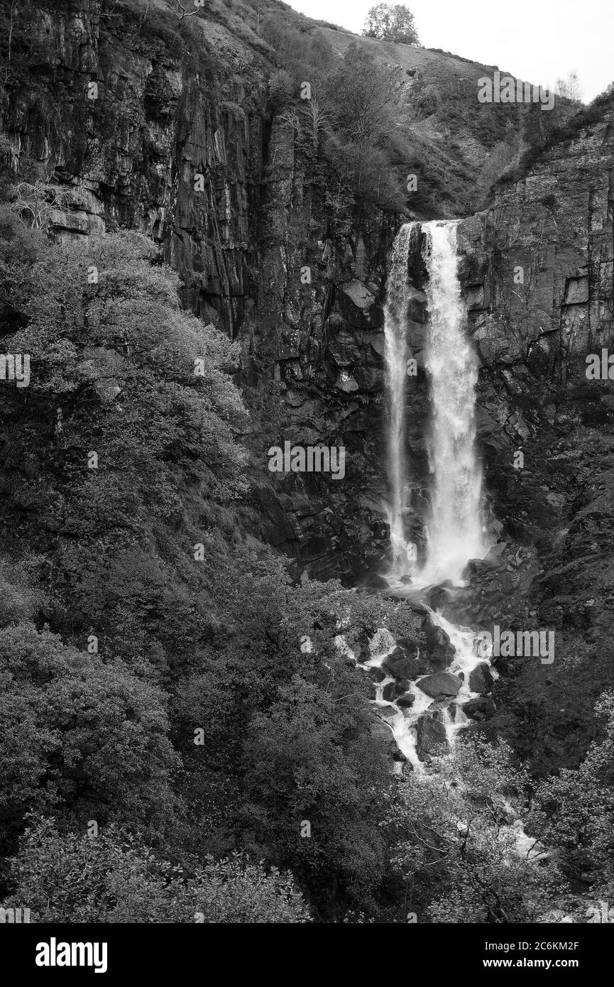 Rhaeadr fawr waterfall hi-res stock photography and images - Alamy