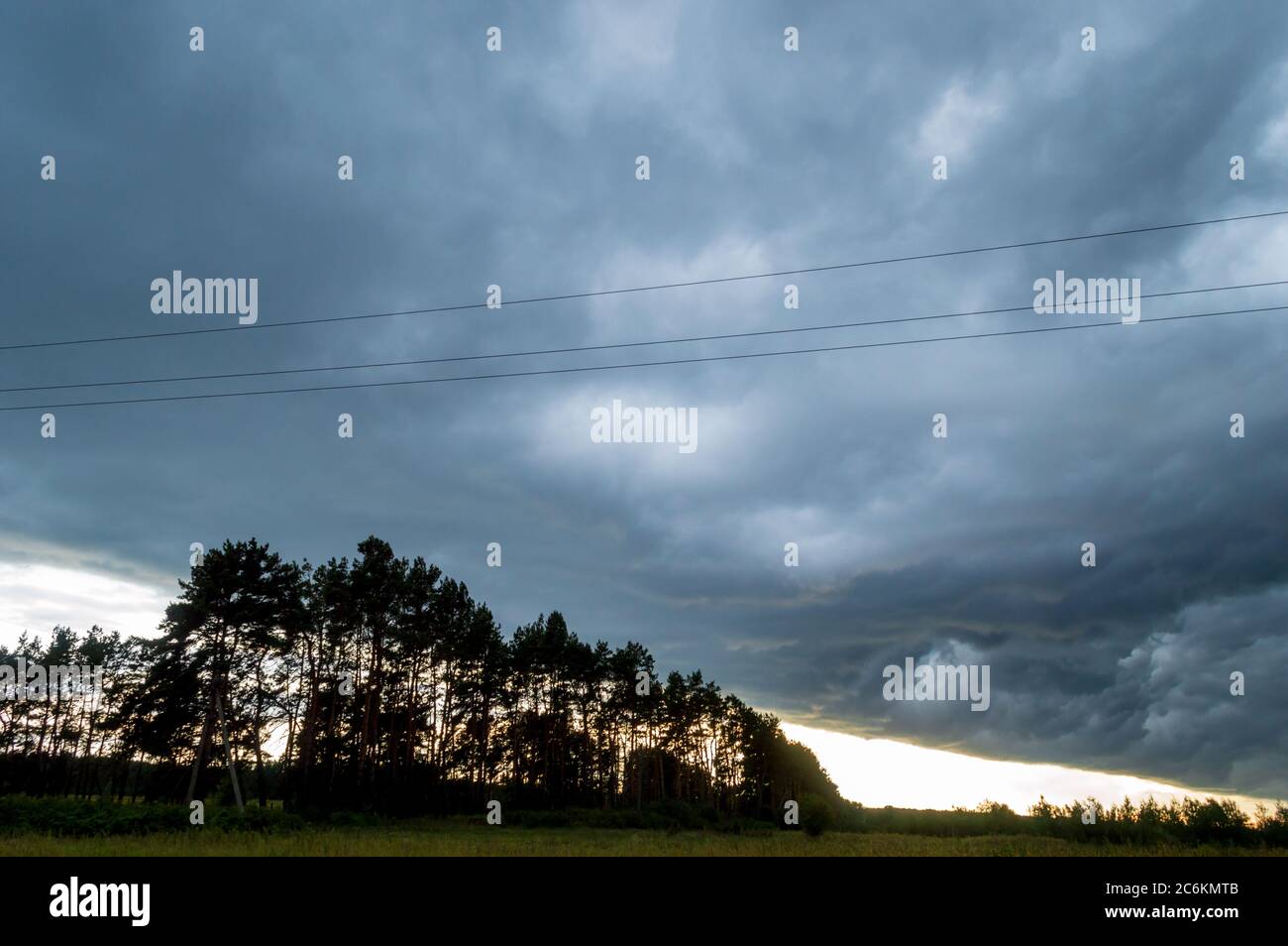 Thunder clouds and sunset hi-res stock photography and images - Alamy