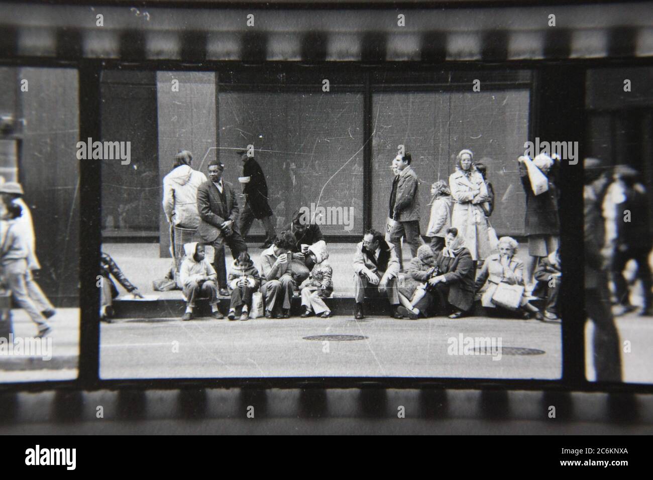 1970s crowd sidewalk hi-res stock photography and images - Alamy