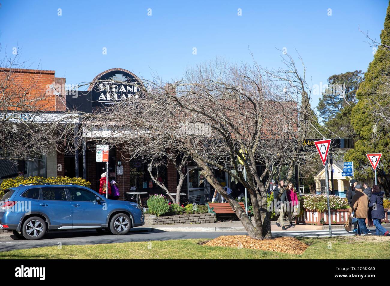 Leura village centre in the blue mountains national park,NSW,Australia ...